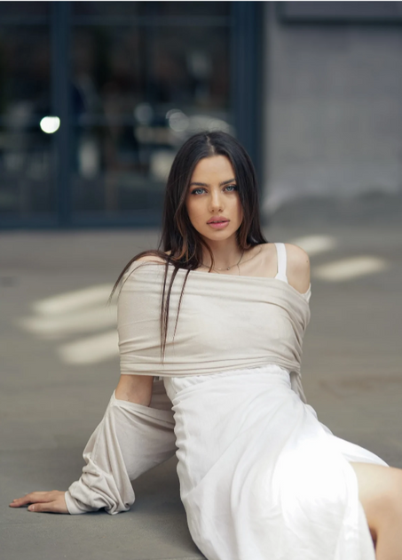 What are Shoulder Shrugs and How Do you Wear Them? – Wrapped Clothing